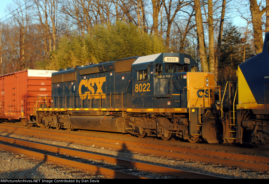 CSX SD40-2 8022 returns west on Q439-28